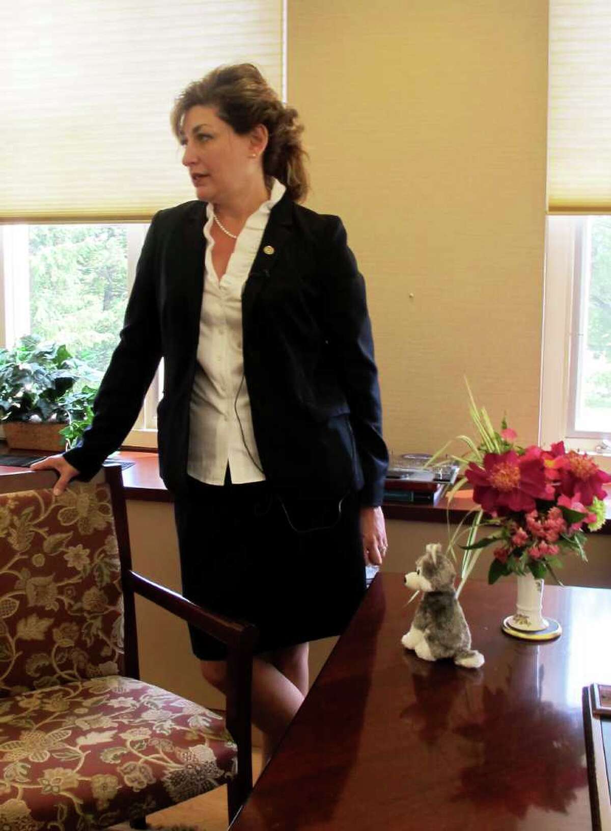 Herbst, new UConn president, says she has long to-do list