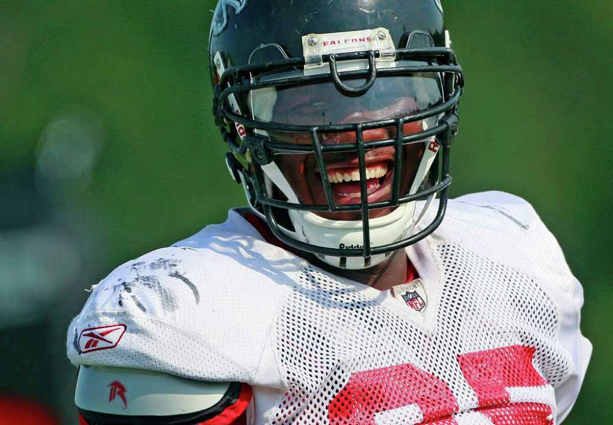 Port Arthur native Jonathan Babineaux to be honored by Atlanta