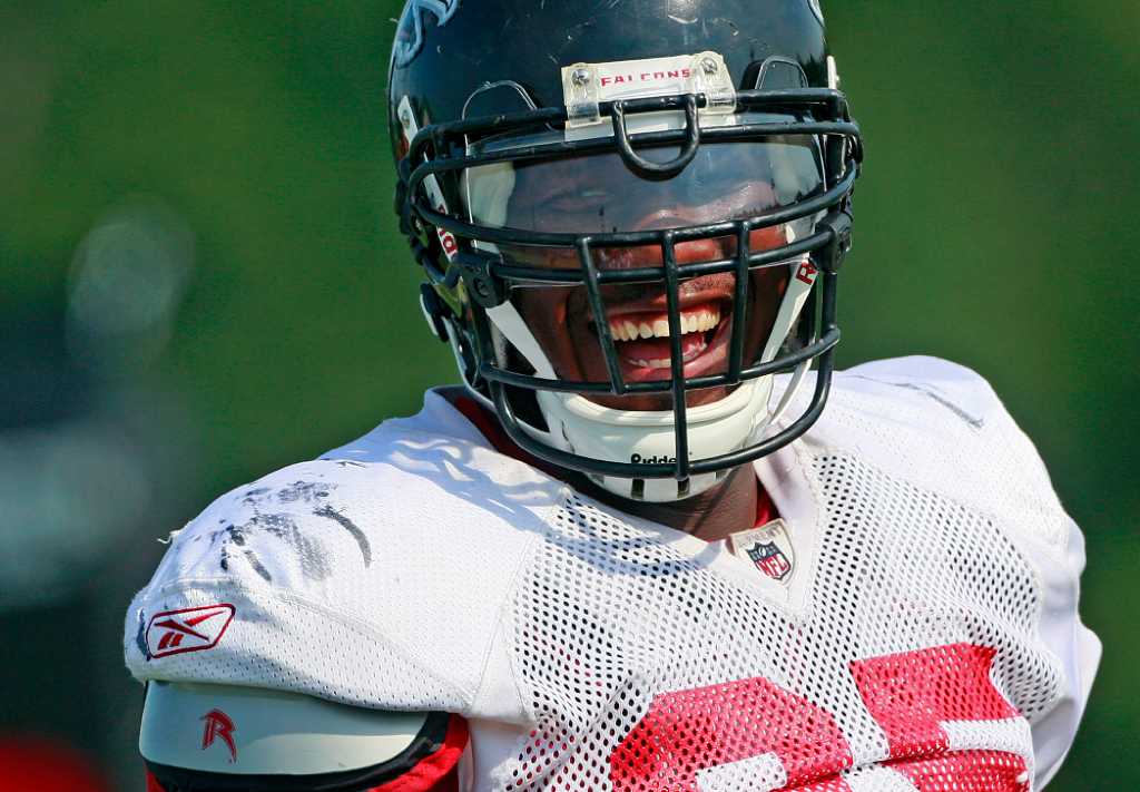 Port Arthur native Jonathan Babineaux to be honored by Atlanta