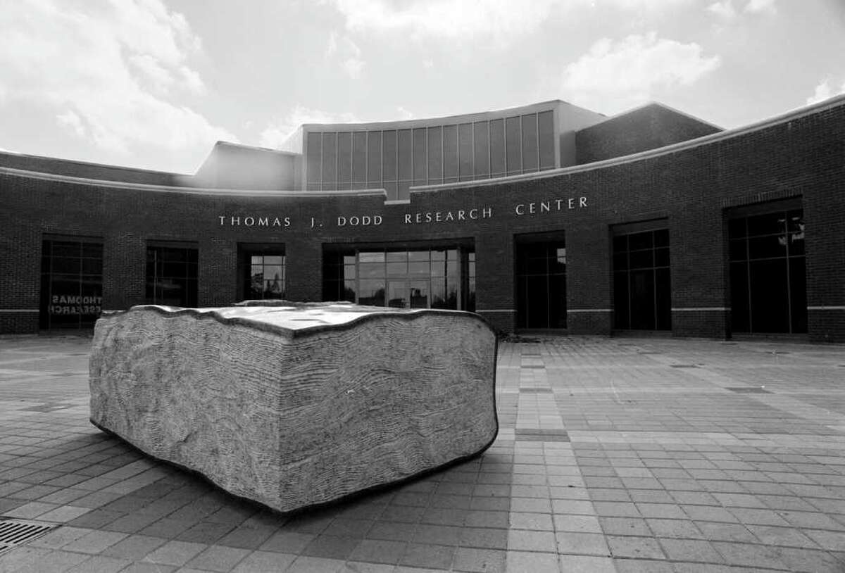 Chris Dodd burnishes father's reputation