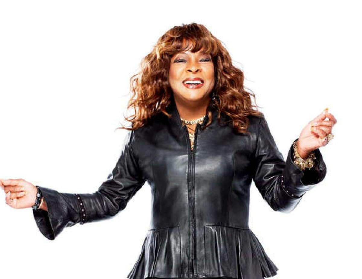 Martha Reeves brings 'Heat Wave' to Alive at Five