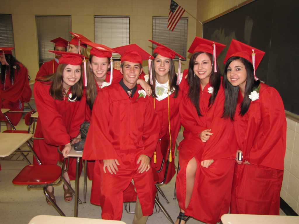SEEN: Pomperaug High School graduation 2011