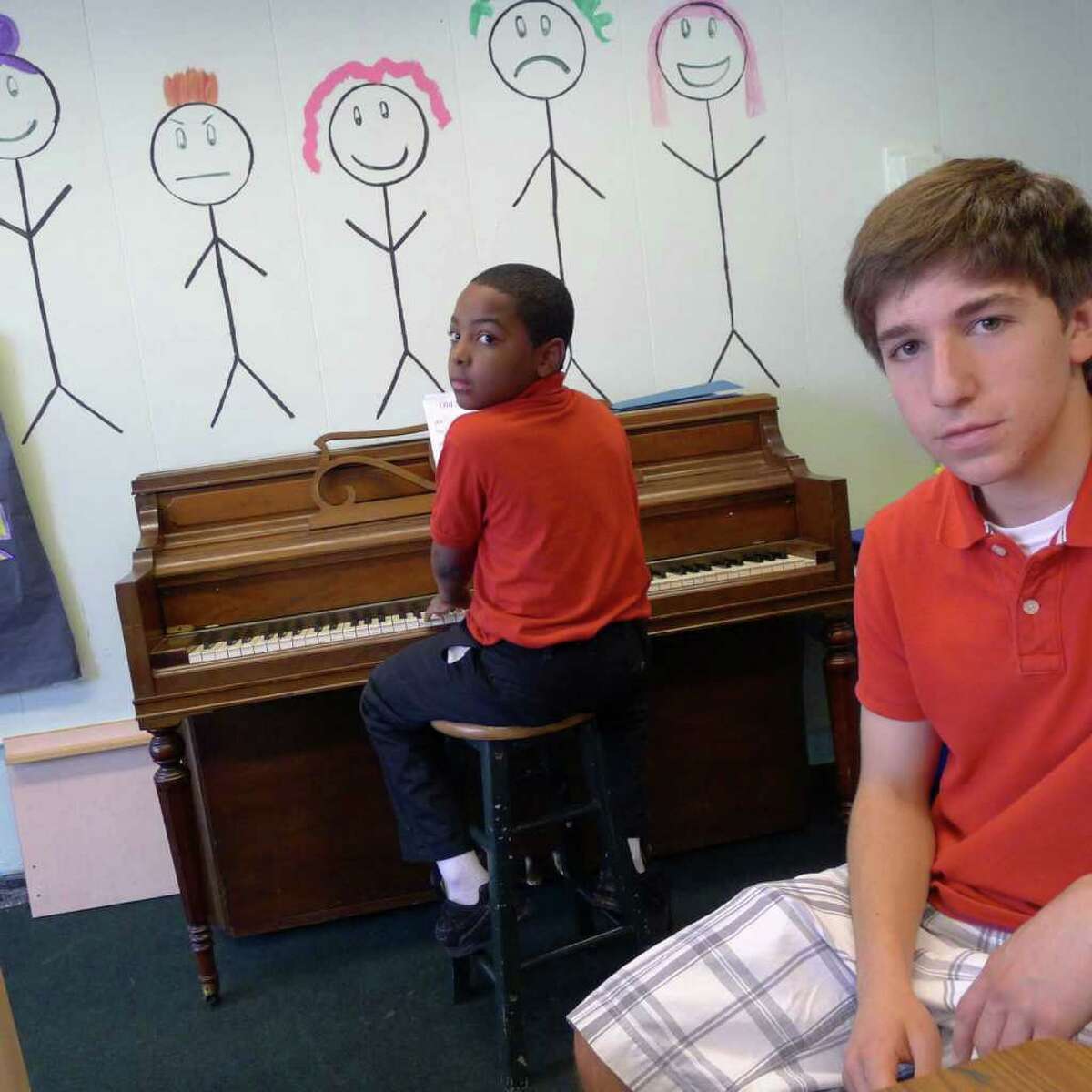 Hilly hits right note at Boys & Girls Club