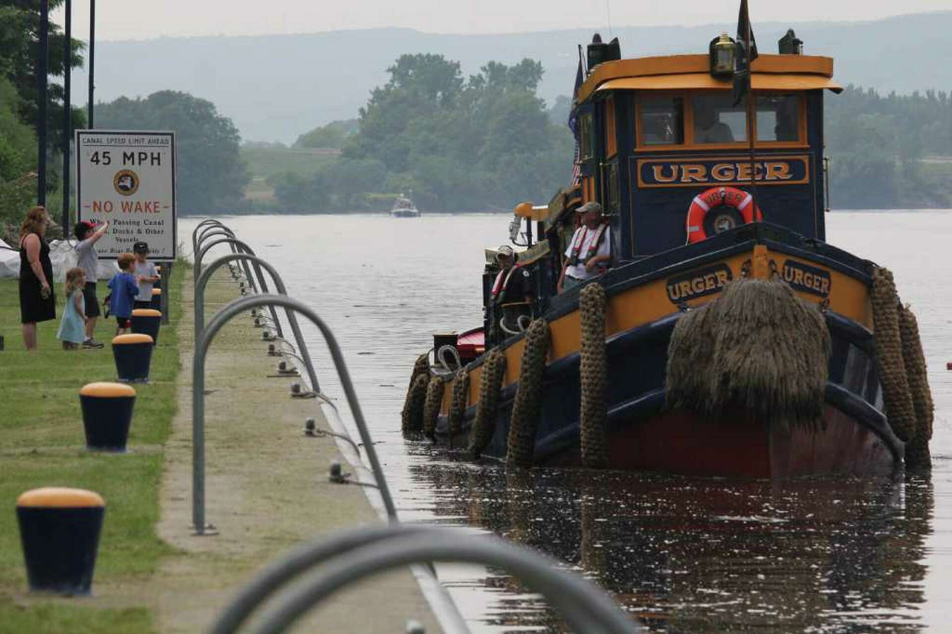 Ahoy, here come the steamboats!