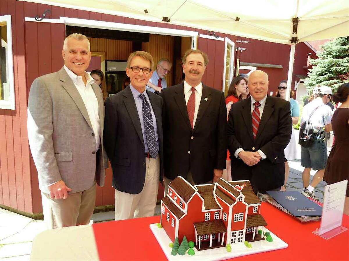 Westport Country Playhouse draws ovations on 80th birthday