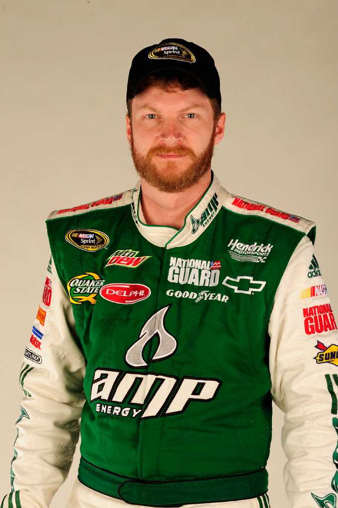 Earnhardt not a fan of tag-team approach