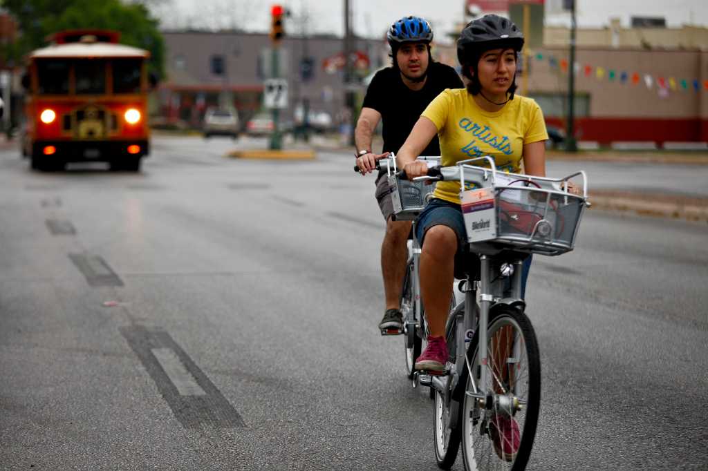 Bike share program gets donation to kickoff National Bike Month