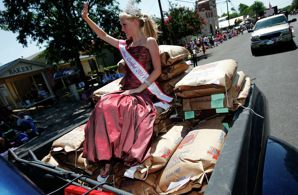 S.A. lives without rockets' red glare