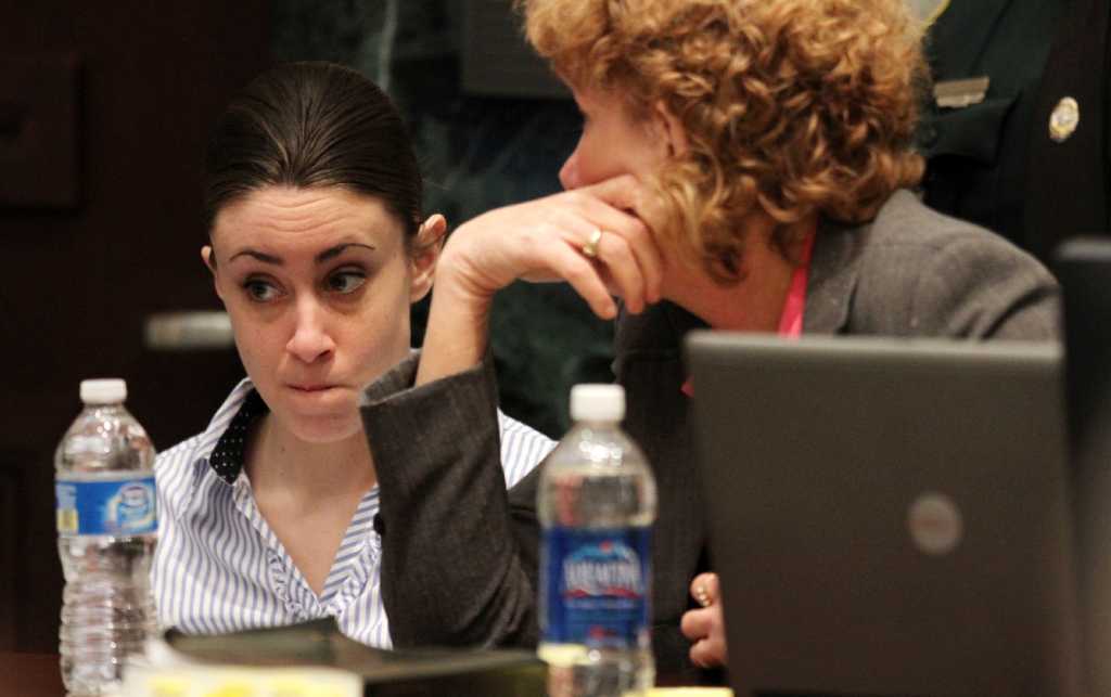 Jury ends 1st day without verdict on Casey Anthony