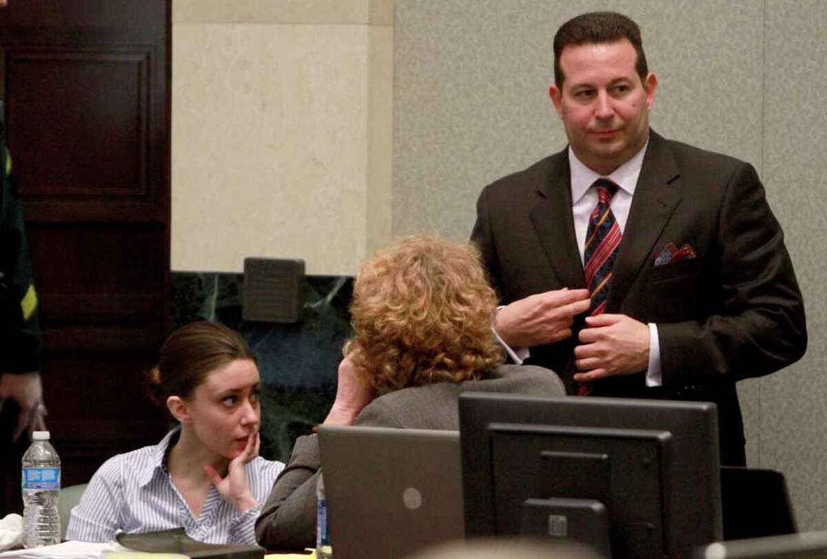 Jury ends 1st day without verdict on Casey Anthony