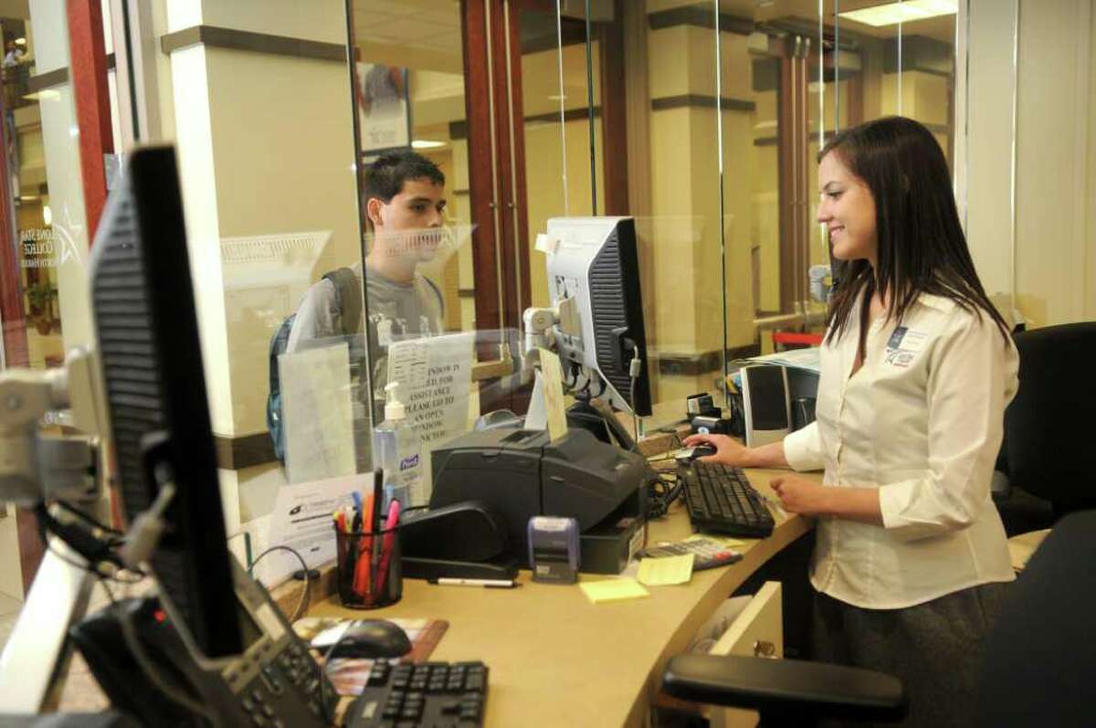 LSC-North Harris dedicates Student Services Building