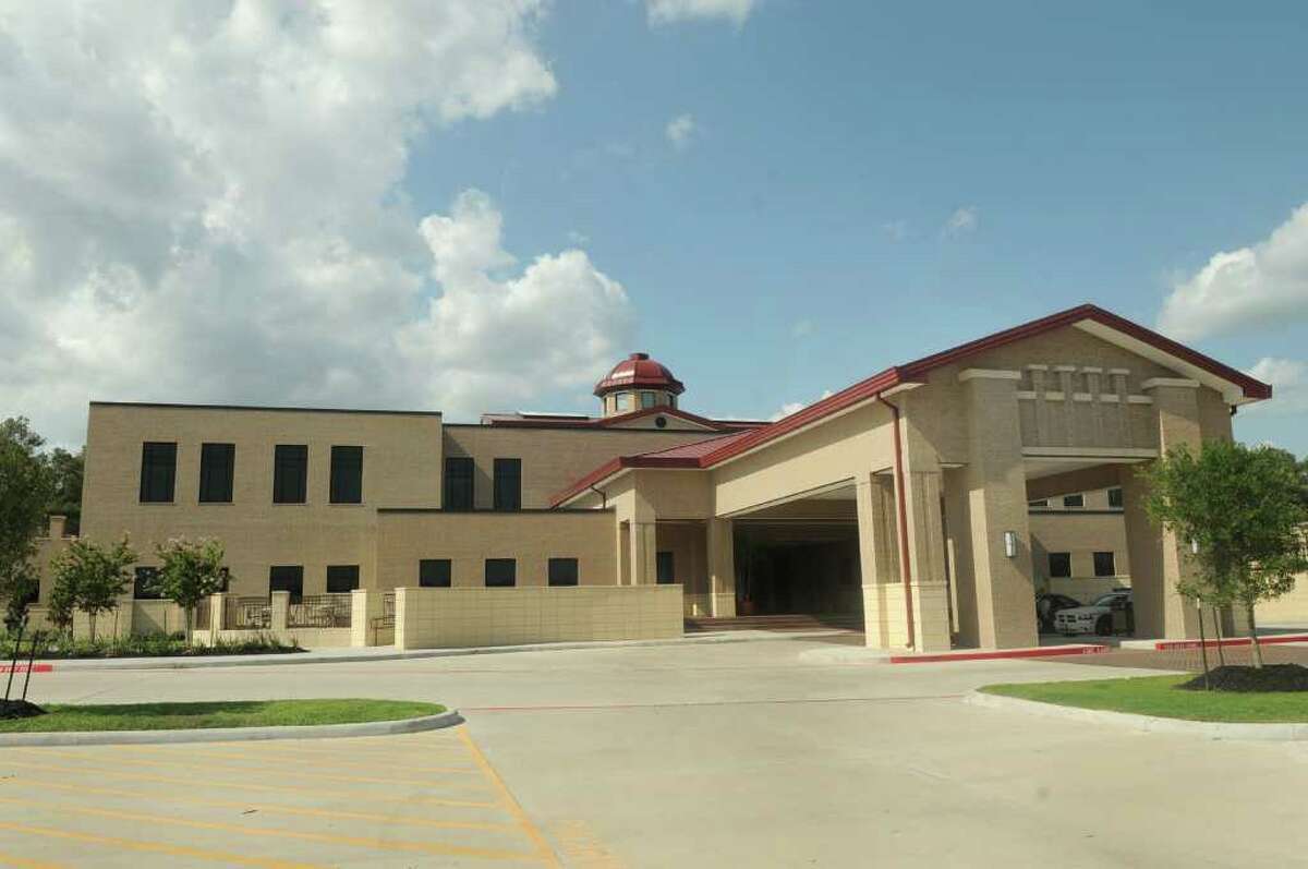 LSC-North Harris dedicates Student Services Building