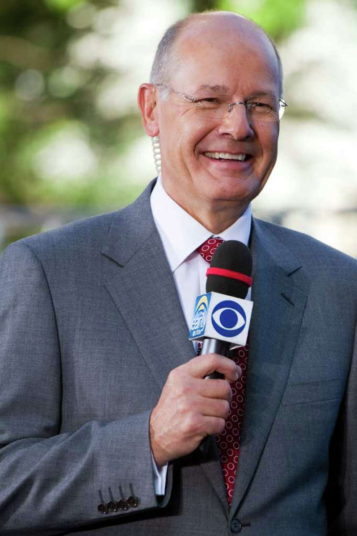 Newsman Harry Smith leaving CBS for NBC