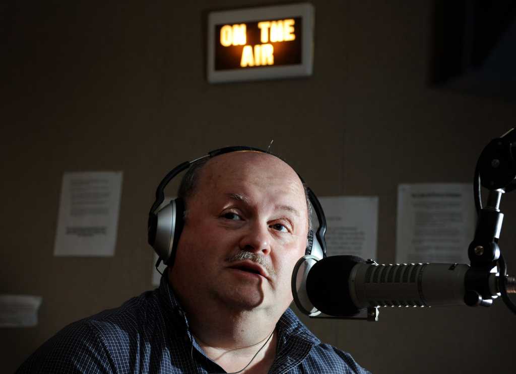 Teacher honors city's 175th with radio show