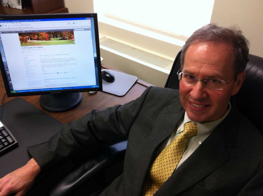 Lawyer takes love of golf and law online