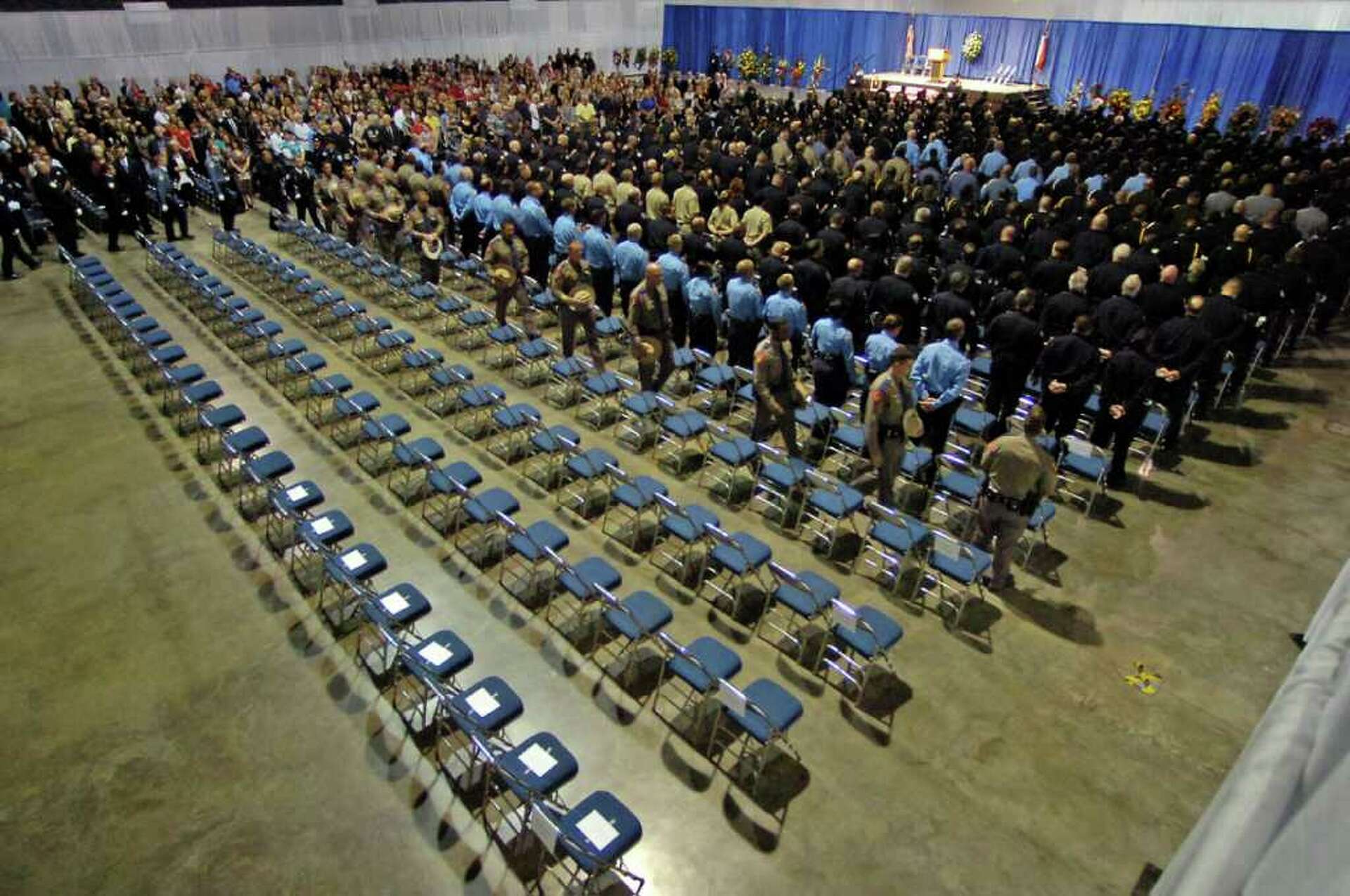 Beaumont officer killed in line of duty laid to rest