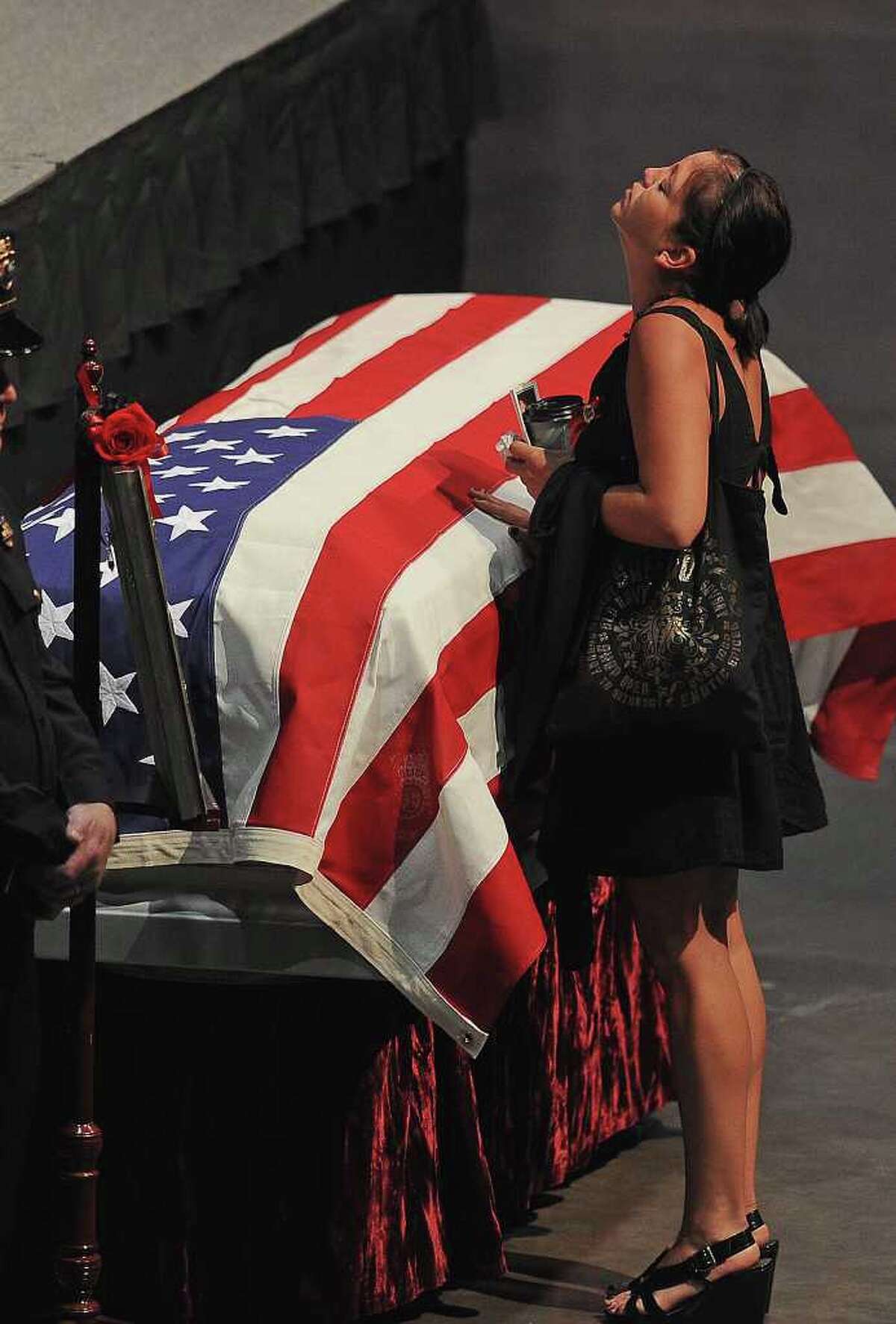 Beaumont officer killed in line of duty laid to rest