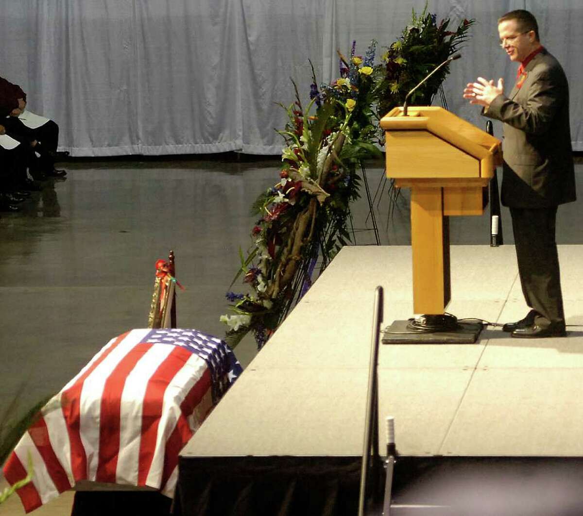 Beaumont officer killed in line of duty laid to rest