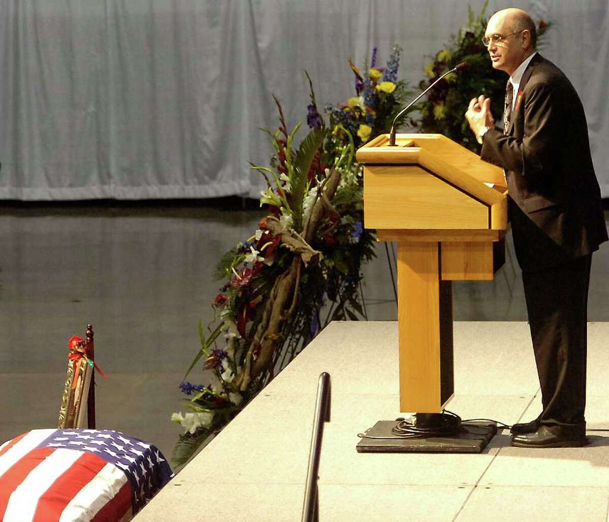 Beaumont officer killed in line of duty laid to rest