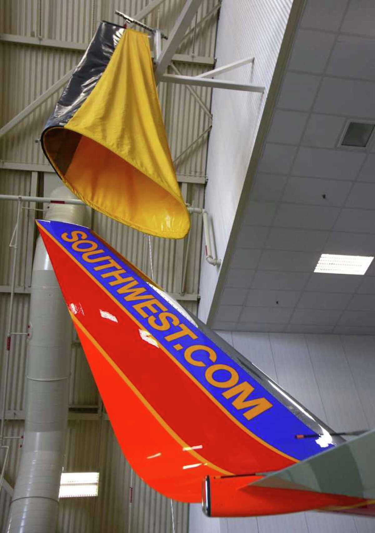 Boeing's new Renton paint hangar