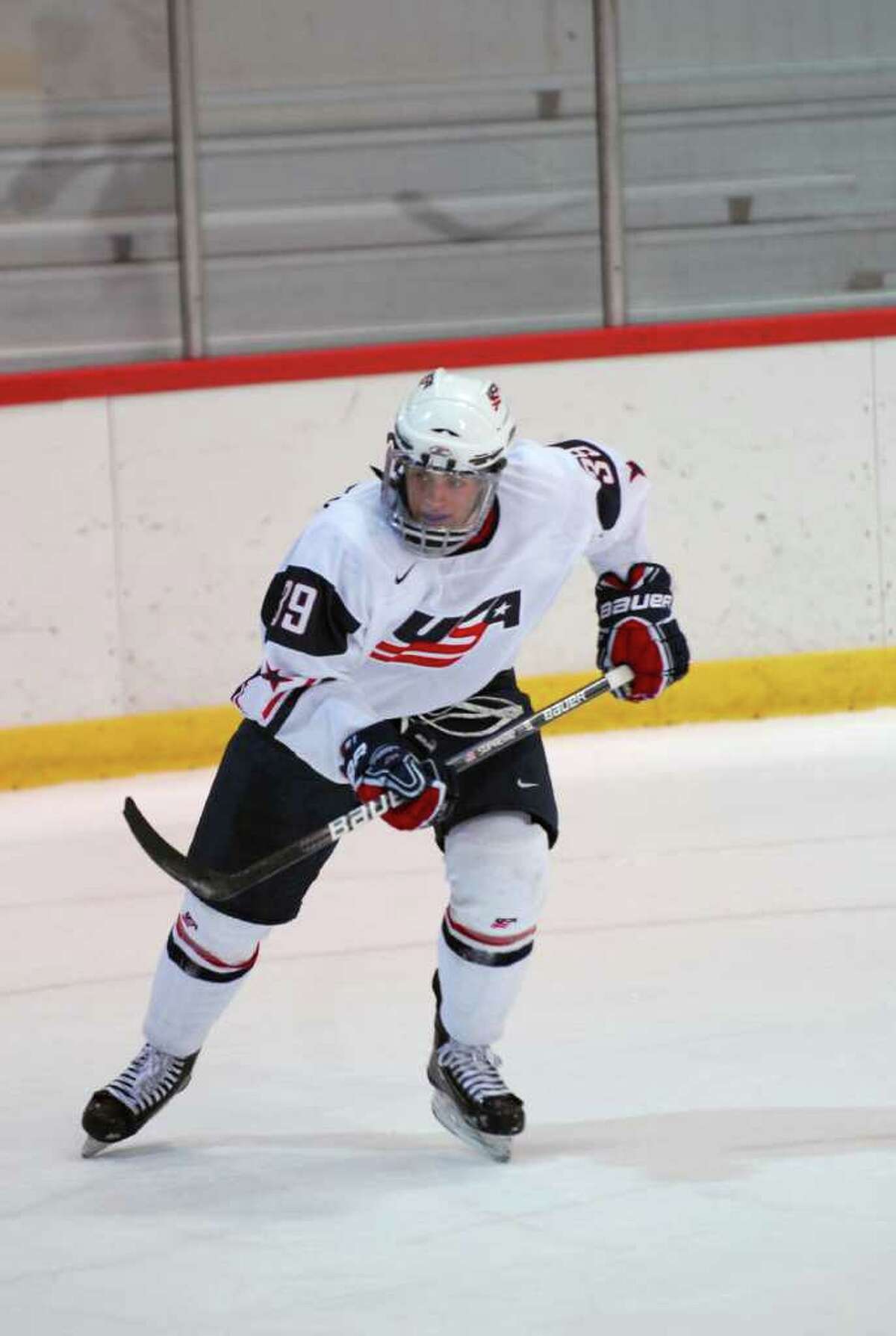 Stamford native Ryan Haggerty signs with Rangers