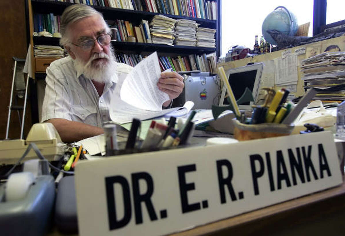 Controversial UT professor warns of Earth's end