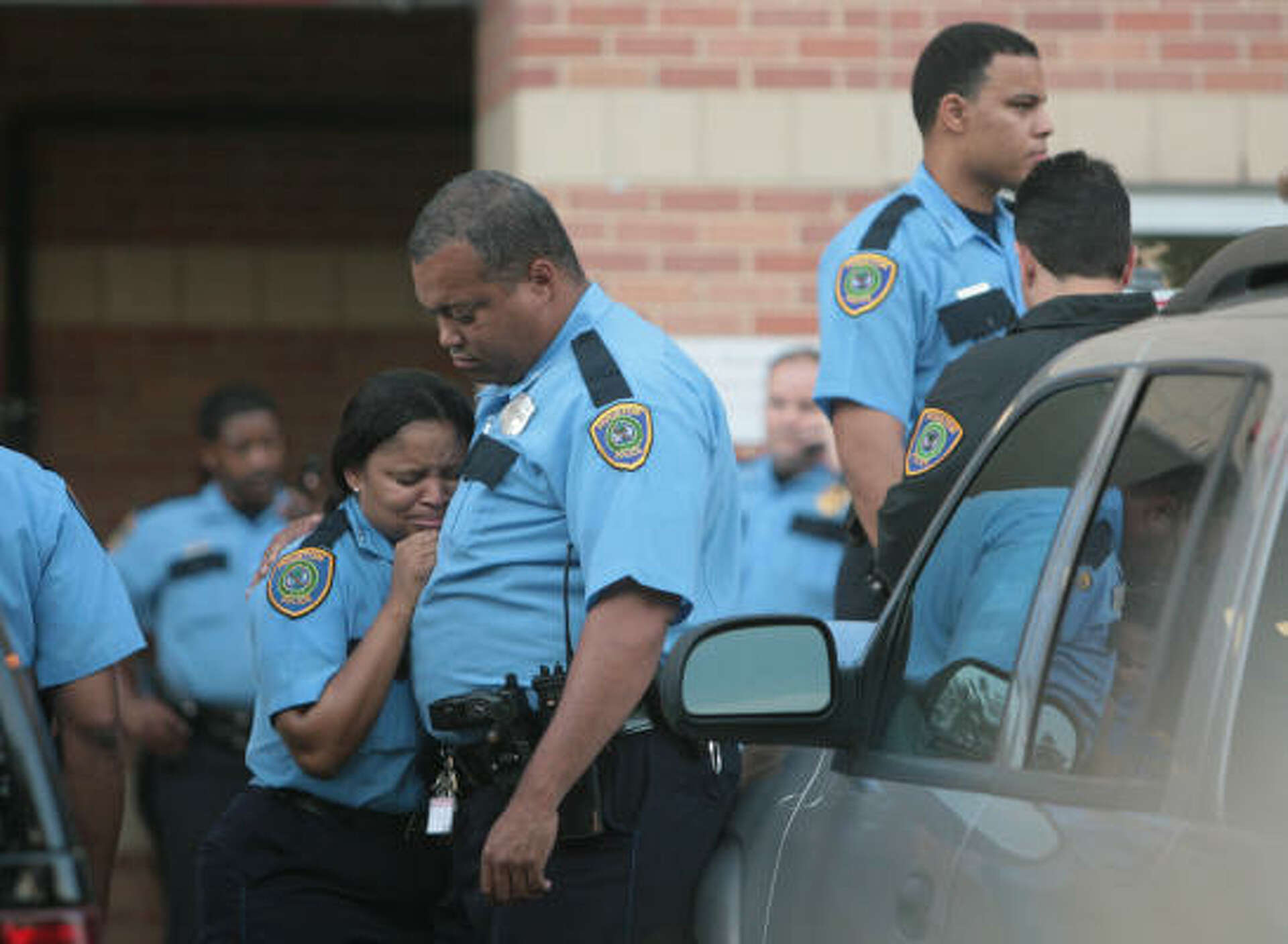 HPD officer dies after traffic stop turns tragic