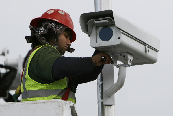 Red-light camera fines to begin Sept. 1