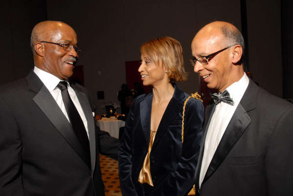 Fundraising gala alive with Emotions