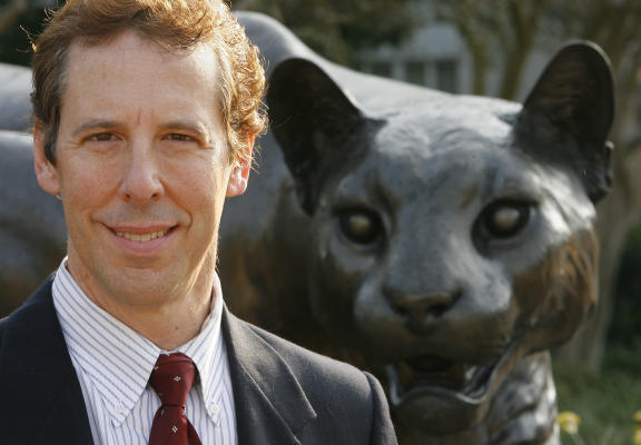 New UH official hopes to form research clusters