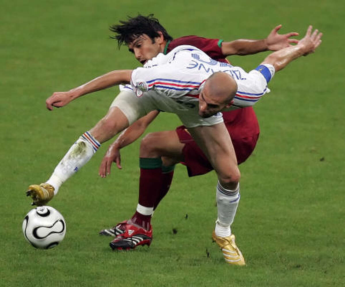 Zidane's goal sends France to World Cup final