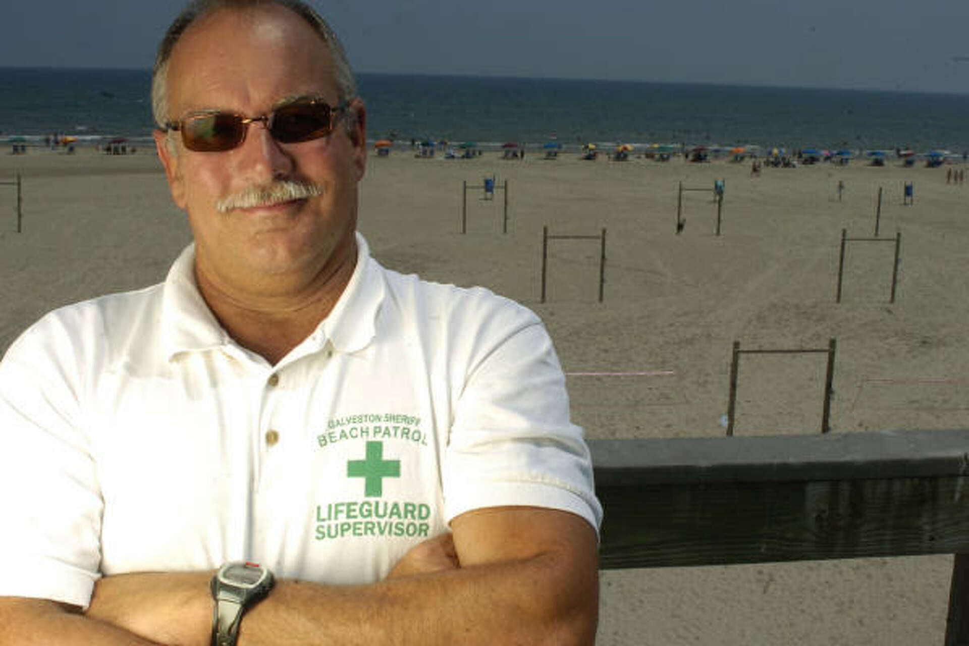 Galveston's top lifeguard to retire after 40 years
