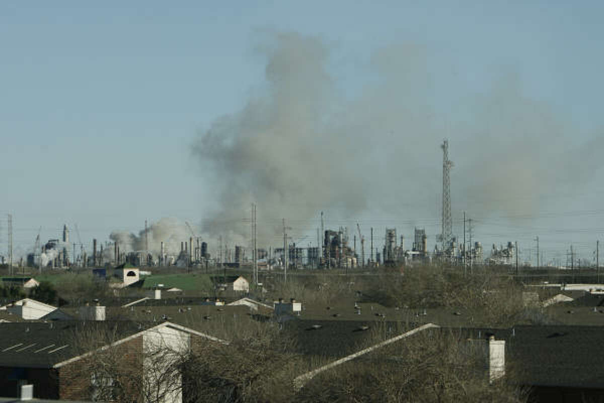 Fire breaks out at Texas City refinery