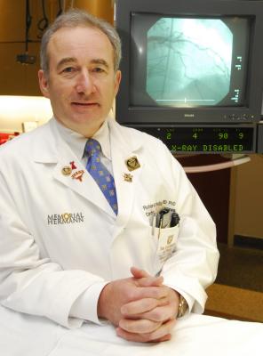 UT cardiologist honored with newly endowed chair (w/photo)
