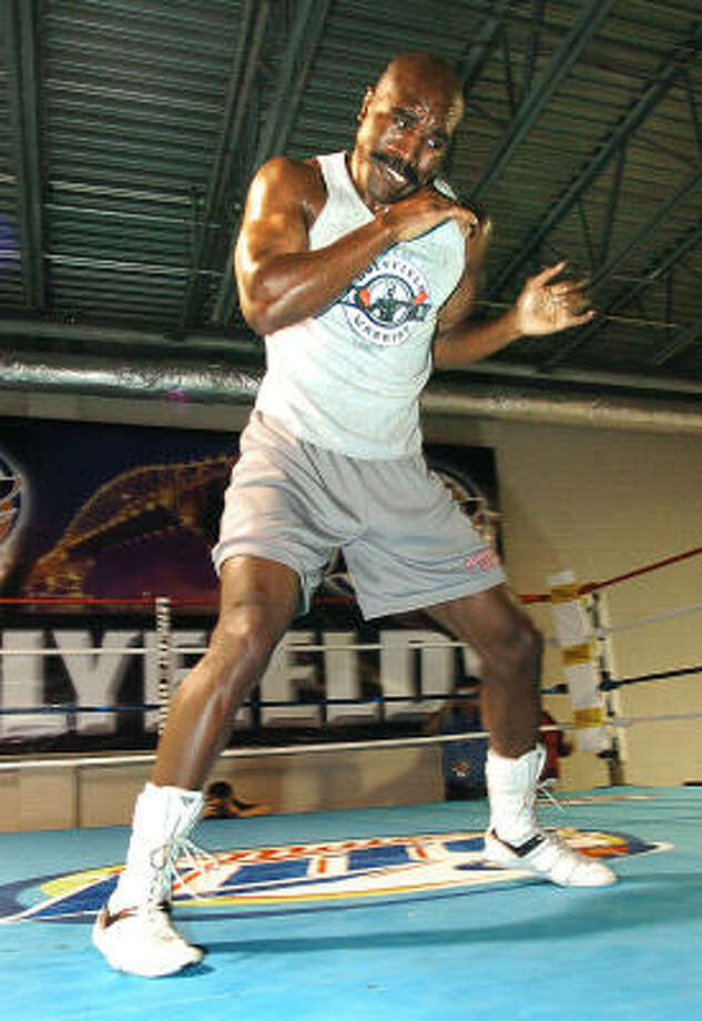 Holyfield unsure why he's linked to steroid probe - Houston Chronicle