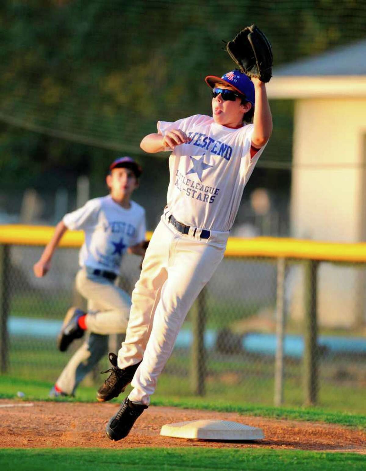 Former Major Leaguer Petkovsek giving back to West End Little League