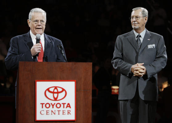 Rockets honor longtime radio team at halftime