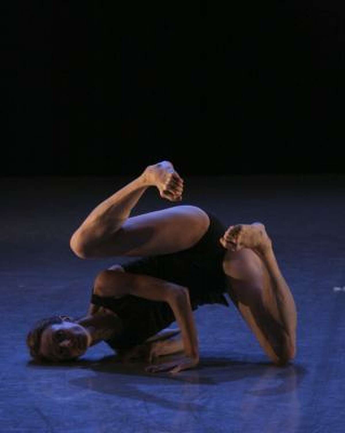 Contortions captivate in Houston dance festival