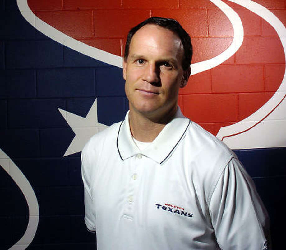 Texans OC Calhoun accepts job as Air Force coach - Houston Chronicle