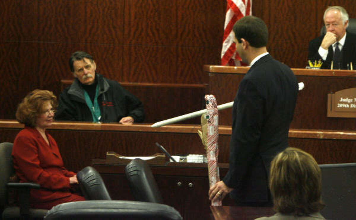 Iconic Houston surgeon Dr. 'Red' Duke dies