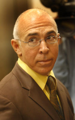 Houston lawyer accused of taking clients' cash