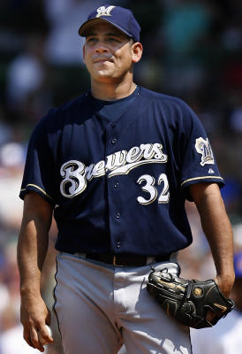 Ex-MLB pitcher Gonzalez killed by lightning