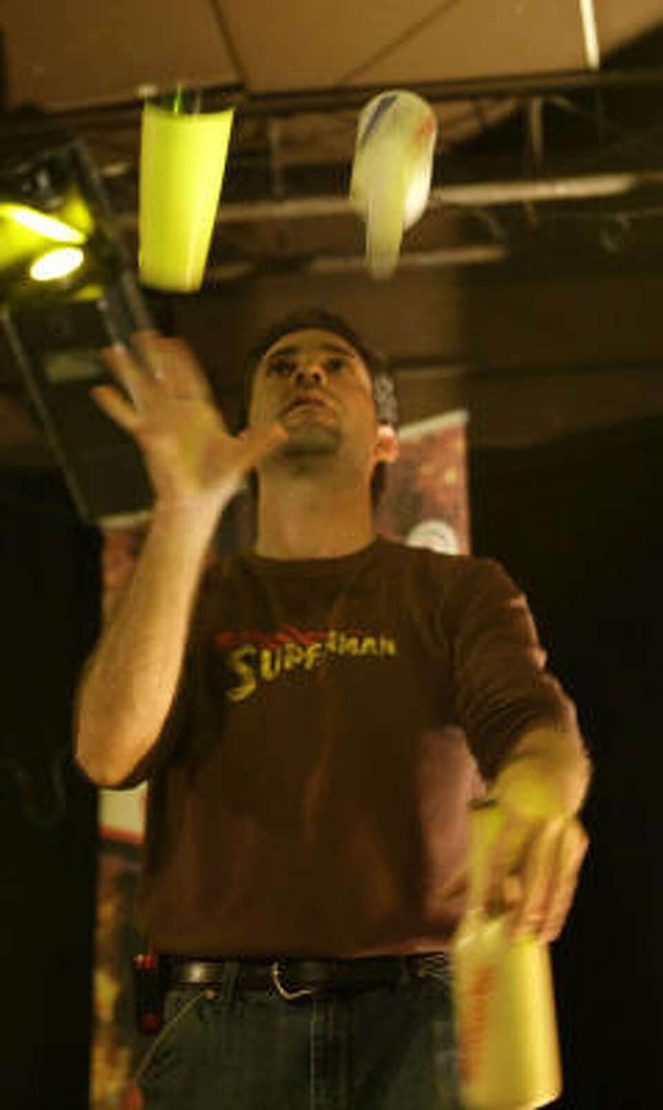 Kristin2Go: Flair's fair for these bartenders