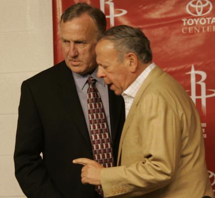 Rockets introduce Adelman as new coach