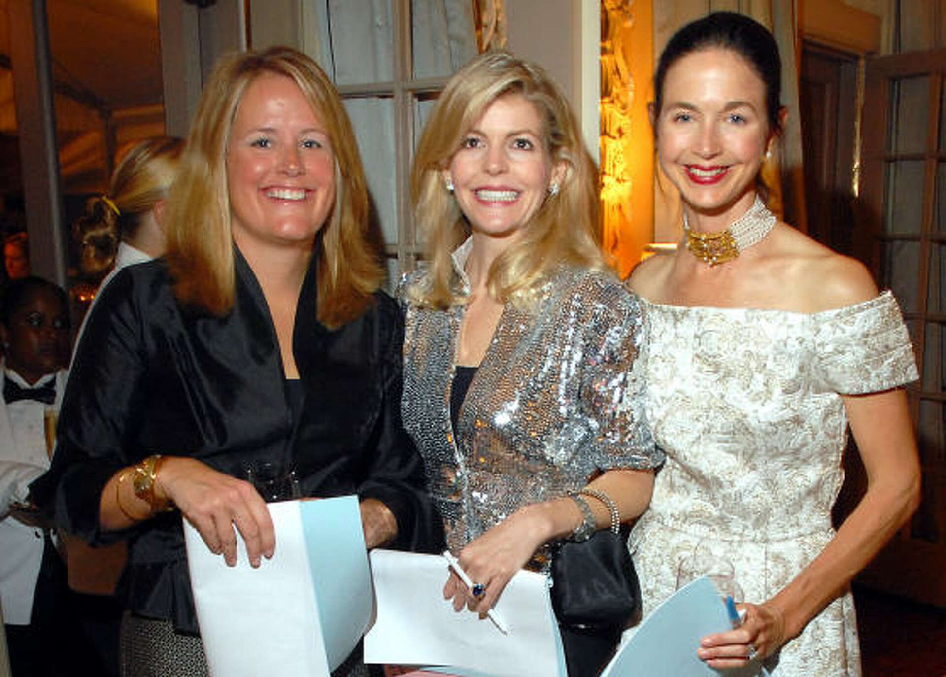 Two museums, two parties, big success