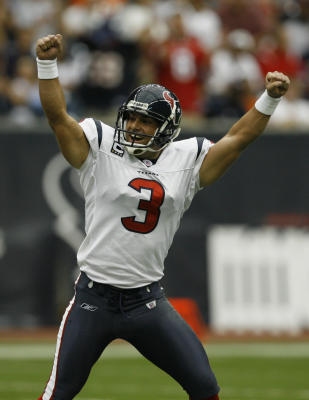 How's this for a kicker? Brown's 57-yard FG lifts Texans