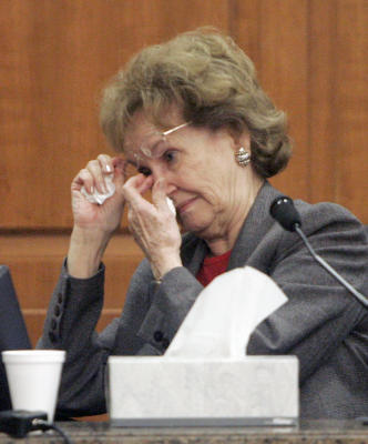 Clara Harris makes emotional apology to mother-in-law