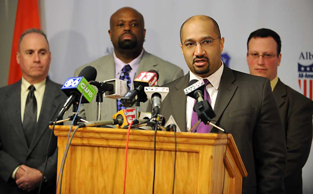 Lawsuit tossed in steroids' case