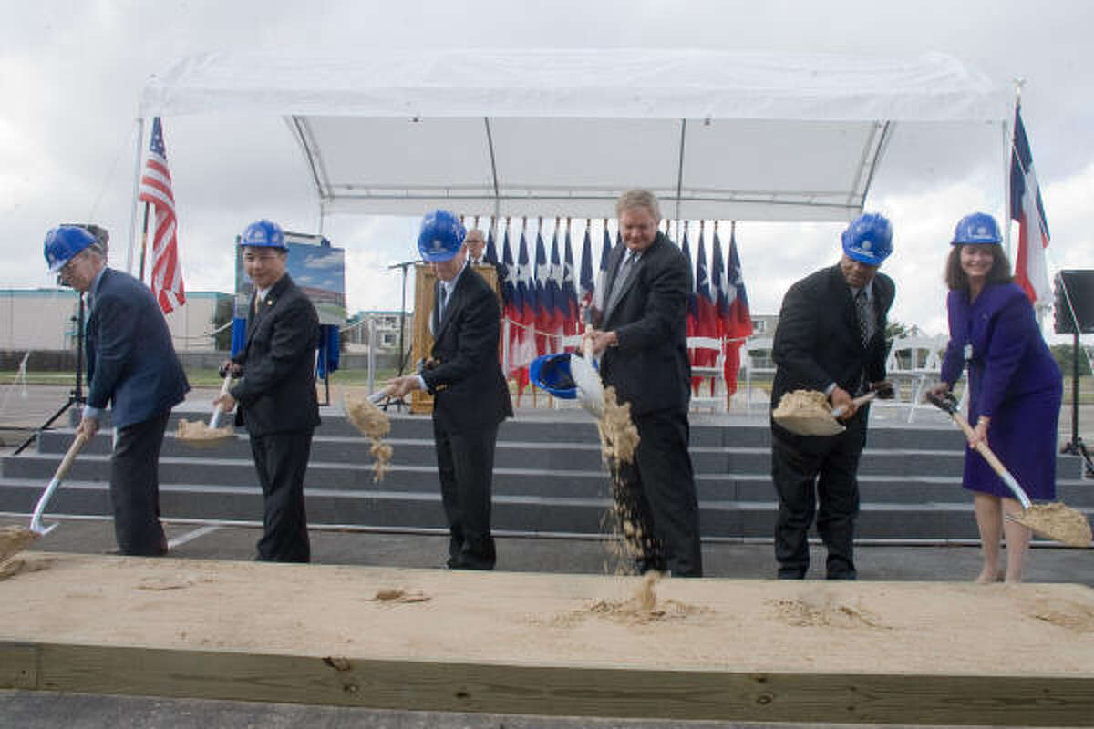 $15 million health center set for Alief