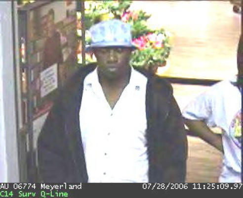 'Dapper' bandit strikes another Houston bank